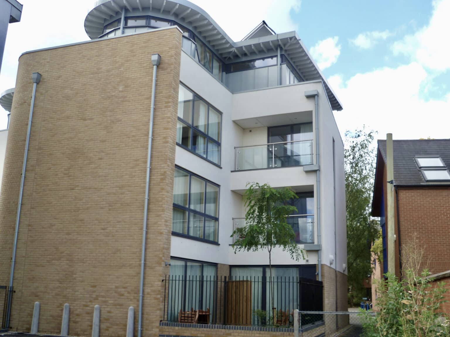 Byron House - Your Space Apartments